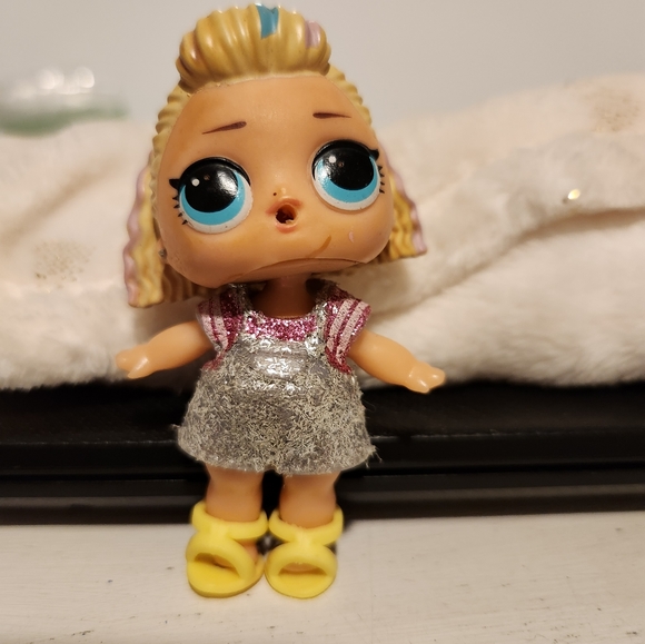 L.O.L. Surprise! | Toys | Lol Surprise 8s Big Sis Doll 3 Inches | Poshmark